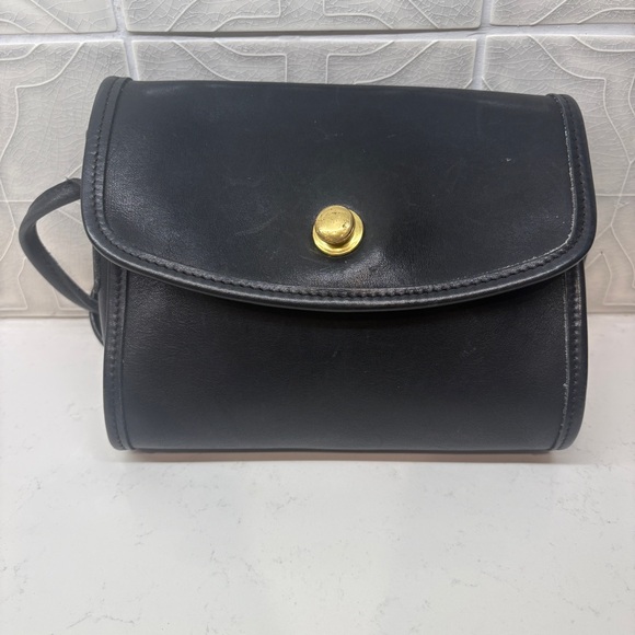 Coach | Bags | Vintage Coach Black Snap Closure Purse | Poshmark